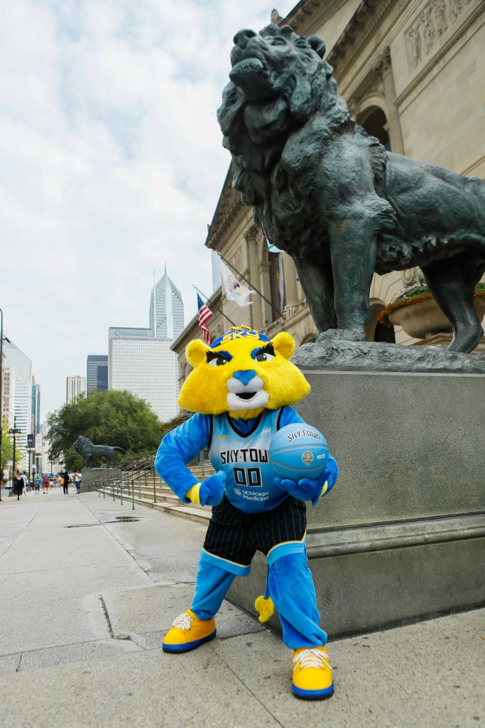 Chicago Sky Unveils new mascot, Skye the Lioness - WORLDWIDEWEST