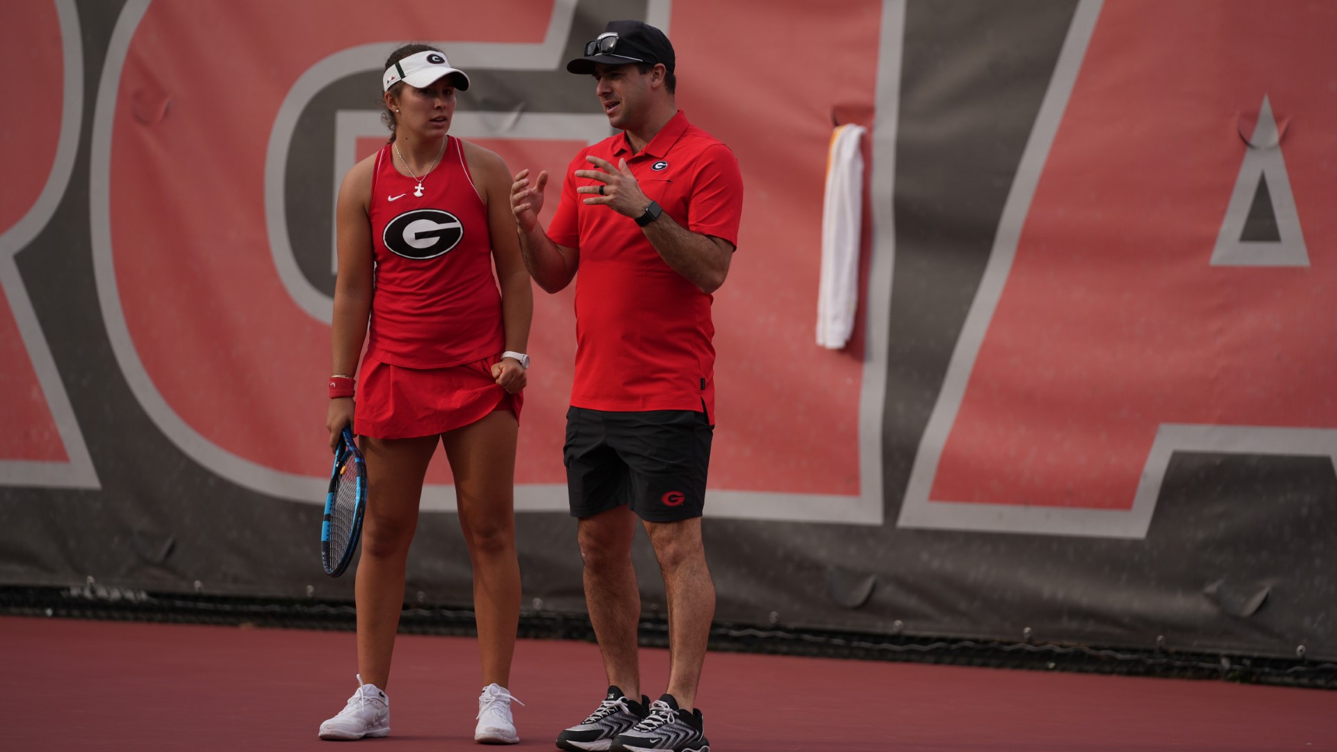 Georgia Bulldogs achieved a decisive 4-0 victory over South Florida ...